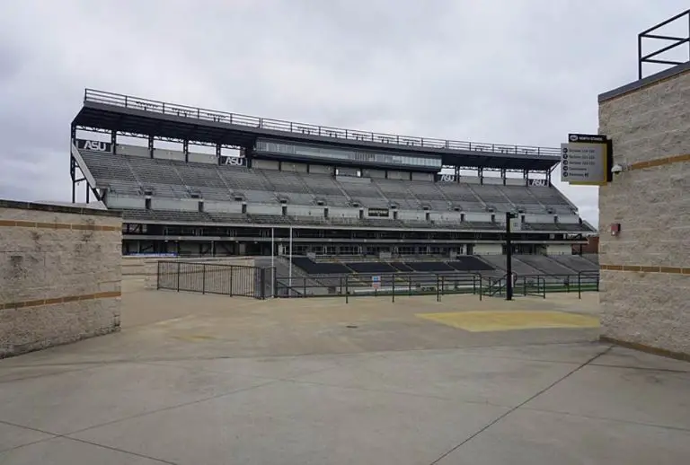 Top 10 Biggest Stadiums in Alabama - Stadium Freak