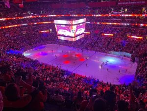 Top 10 Biggest Ice Hockey Arenas - Stadium Freak