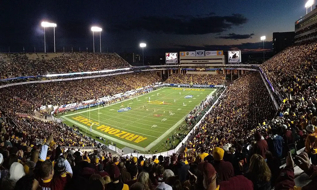 Top 10 Biggest Stadiums in Arizona - Stadium Freak